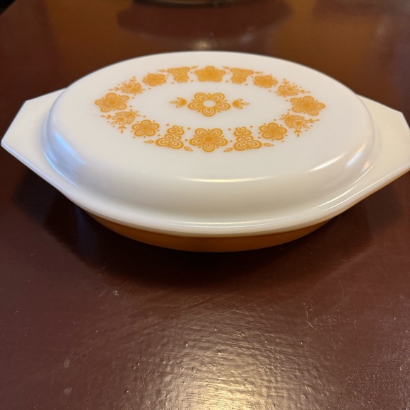 Pyrex | Kitchen | Vintage Pyrex Divided Casserole Dish Brown With Brown ...